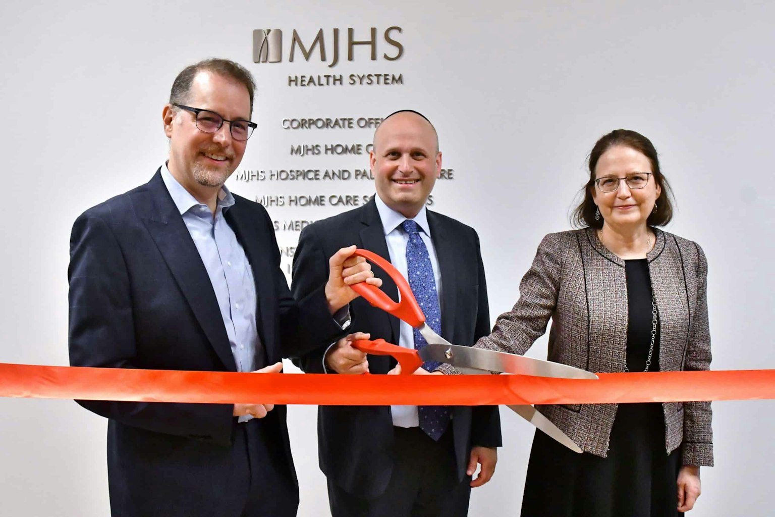 Manhattan Borough President Mark Levine Helps MJHS Health System Debut ...